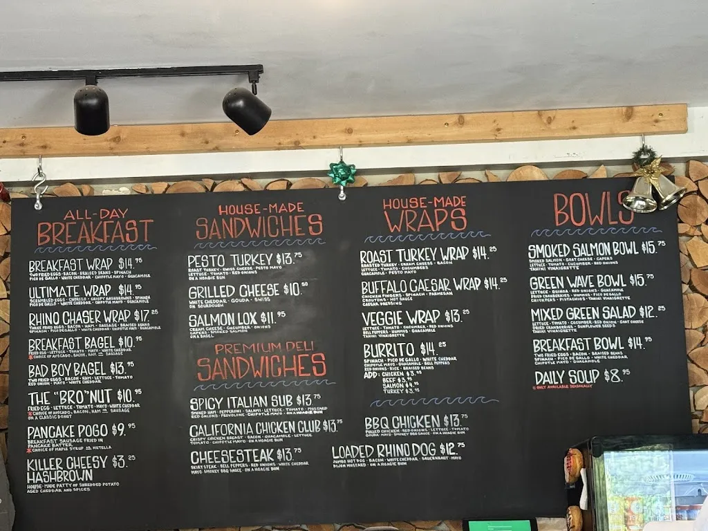 Rhino Coffee House, Tofino | Menu, Photos, Avis & Réservation