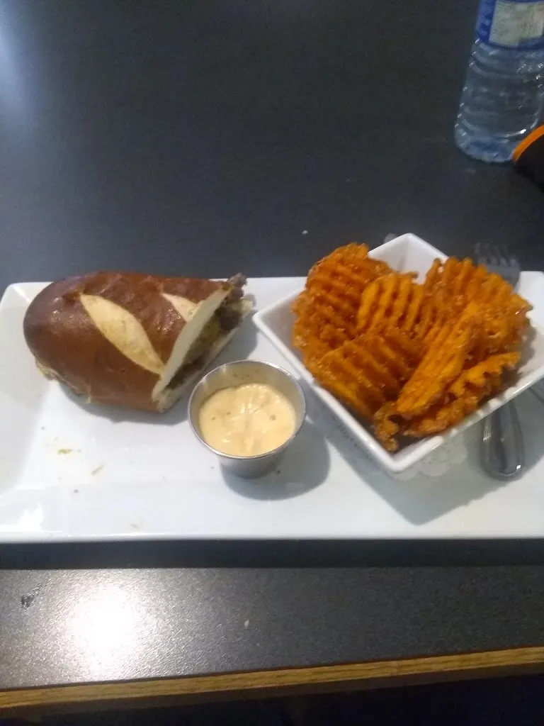The Reid Bar & Grill, Vanderhoof | Menu, Photos, Avis & Réservation