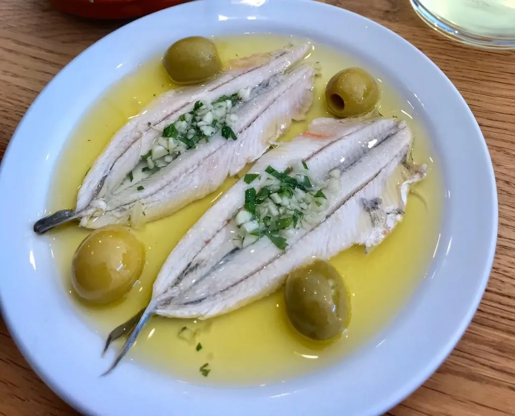 OLE Tapas, Sainte-Anne-de-Bellevue | Menu, Photos, Avis & Réservation